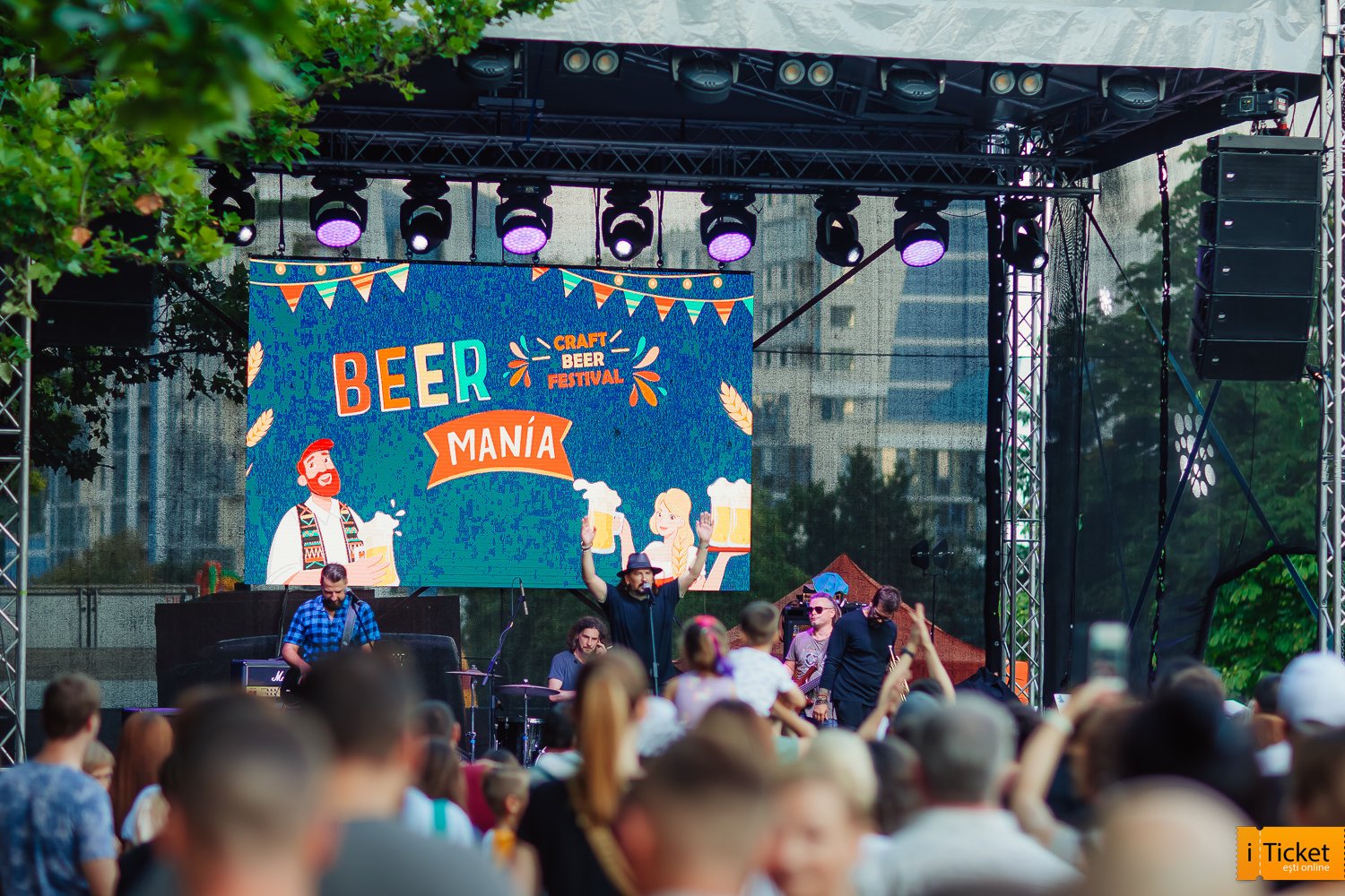 Beer Mania - Moldova Travel