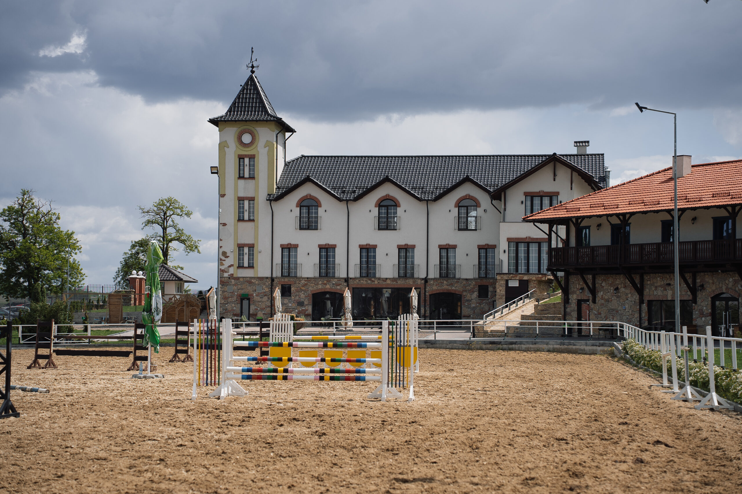 Complexul agroturistic de Hipism - Kazak Club - Moldova Travel